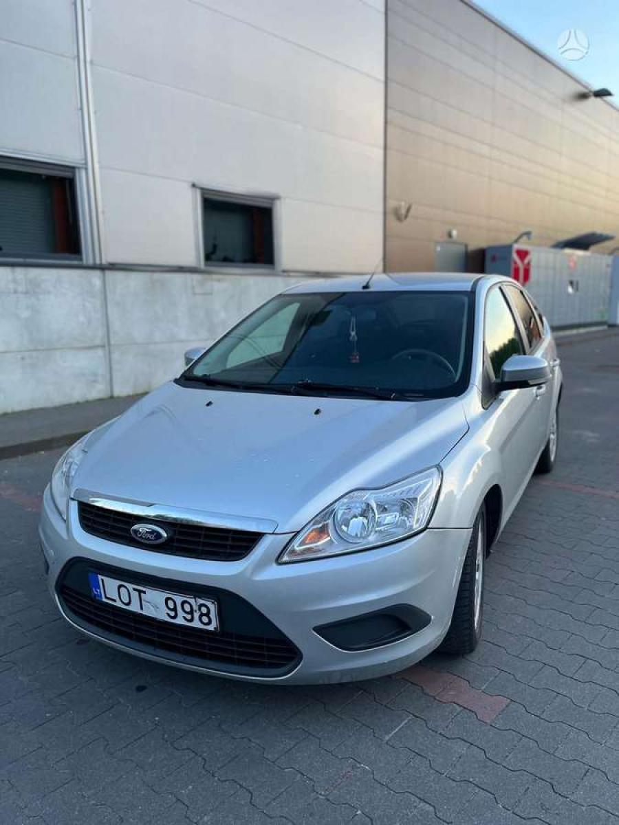 Grey Ford Focus 2009 in Kaunas, with an engine capacity of 1.56 L and mileage of 270 thousand km for 1700 €, photo 1 on AUTOMOTO.COM.LV