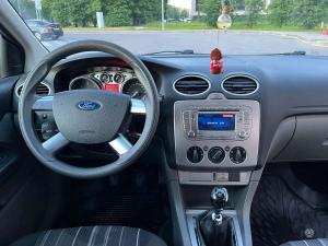 Grey Ford Focus 2009 in Kaunas, with an engine capacity of 1.56 L and mileage of 270 thousand km for 1700 €, photo 8 on AUTOMOTO.COM.LV