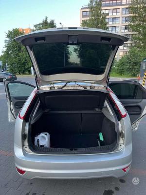 Grey Ford Focus 2009 in Kaunas, with an engine capacity of 1.56 L and mileage of 270 thousand km for 1700 €, photo 13 on AUTOMOTO.COM.LV