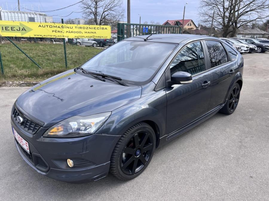 Grey Ford Focus 2009 in Riga, with an engine capacity of 2.00 L and mileage of 220 thousand km for 3850 €, photo 1 on AUTOMOTO.COM.LV