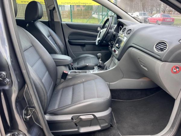 Grey Ford Focus 2009 in Riga, with an engine capacity of 2.00 L and mileage of 220 thousand km for 3850 €, photo 9 on AUTOMOTO.COM.LV