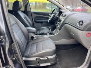Grey Ford Focus 2009 in Riga, with an engine capacity of 2.00 L and mileage of 220 thousand km for 3850 €, photo 10 on AUTOMOTO.COM.LV
