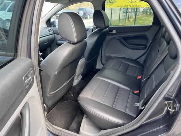 Grey Ford Focus 2009 in Riga, with an engine capacity of 2.00 L and mileage of 220 thousand km for 3850 €, photo 8 on AUTOMOTO.COM.LV