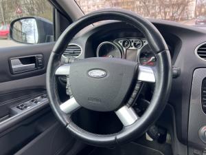 Grey Ford Focus 2009 in Riga, with an engine capacity of 2.00 L and mileage of 220 thousand km for 3850 €, photo 19 on AUTOMOTO.COM.LV