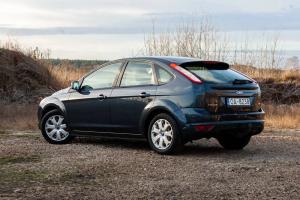 Pelēks Ford Focus 2009 Rīga, ar dzinēja tilpumu 1.60 L un nobraukumu 186 tūkst. km par 3295 €, foto 3 vietnē AUTOMOTO.COM.LV