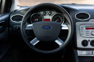 Pelēks Ford Focus 2009 Rīga, ar dzinēja tilpumu 1.60 L un nobraukumu 186 tūkst. km par 3295 €, foto 23 vietnē AUTOMOTO.COM.LV