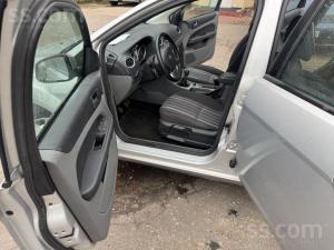 Pelēks Ford Focus 2009 Rīga, ar dzinēja tilpumu 1.60 L un nobraukumu 206 tūkst. km par 2850 €, foto 12 vietnē AUTOMOTO.COM.LV