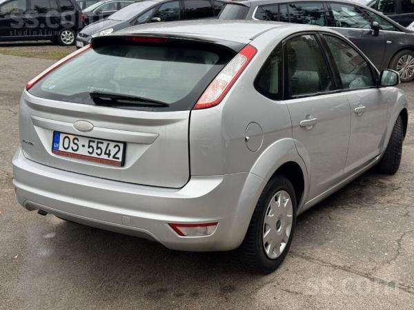 Grey Ford Focus 2009 in Riga, with an engine capacity of 1.60 L and mileage of 206 thousand km for 2850 €, photo 3 on AUTOMOTO.COM.LV