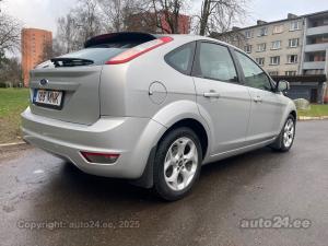 Pelēks Ford Focus 2010 Tallina, ar dzinēja tilpumu 1.60 L un nobraukumu 169 tūkst. km par 3200 €, foto 4 vietnē AUTOMOTO.COM.LV