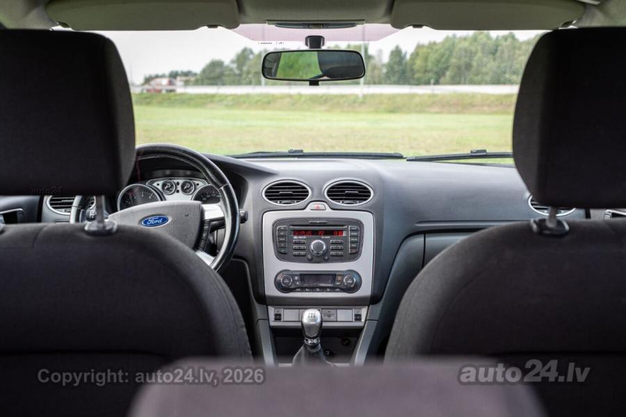 Pelēks Ford Focus 2010 Tartu, ar dzinēja tilpumu 1.60 L un nobraukumu 268 tūkst. km par 1200 €, foto 7 vietnē AUTOMOTO.COM.LV