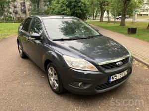 Grey Ford Focus 2010 in Jelgava, with an engine capacity of 1.60 L and mileage of 220 thousand km for 1850 €, photo  on AUTOMOTO.COM.LV