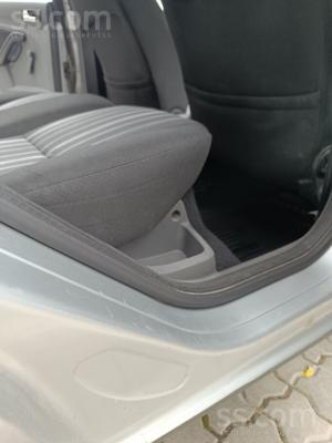 Grey Ford Focus 2010 in Madona, with an engine capacity of 1.60 L and mileage of 218 thousand km for 1900 €, photo 12 on AUTOMOTO.COM.LV