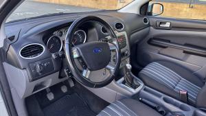 Pelēks Ford Focus 2010 Tallina, ar dzinēja tilpumu 1.60 L un nobraukumu 214 tūkst. km par 2190 €, foto 16 vietnē AUTOMOTO.COM.LV