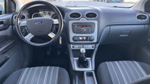 Pelēks Ford Focus 2010 Tallina, ar dzinēja tilpumu 1.60 L un nobraukumu 214 tūkst. km par 2190 €, foto 19 vietnē AUTOMOTO.COM.LV
