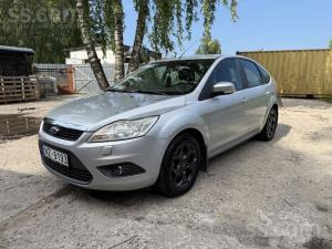 Pelēks Ford Focus 2010 Rīga, ar dzinēja tilpumu 1.60 L un nobraukumu 236 tūkst. km par 1950 €, foto  vietnē AUTOMOTO.COM.LV