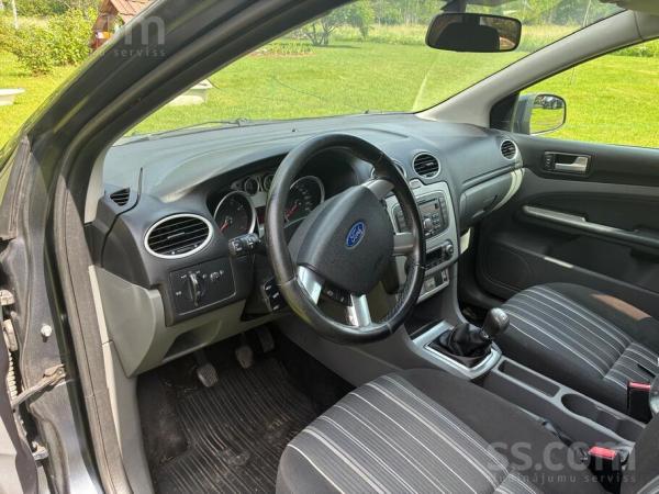 Pelēks Ford Focus 2010 Jēkabpils, ar dzinēja tilpumu 1.60 L un nobraukumu 221 tūkst. km par 2850 €, foto 7 vietnē AUTOMOTO.COM.LV