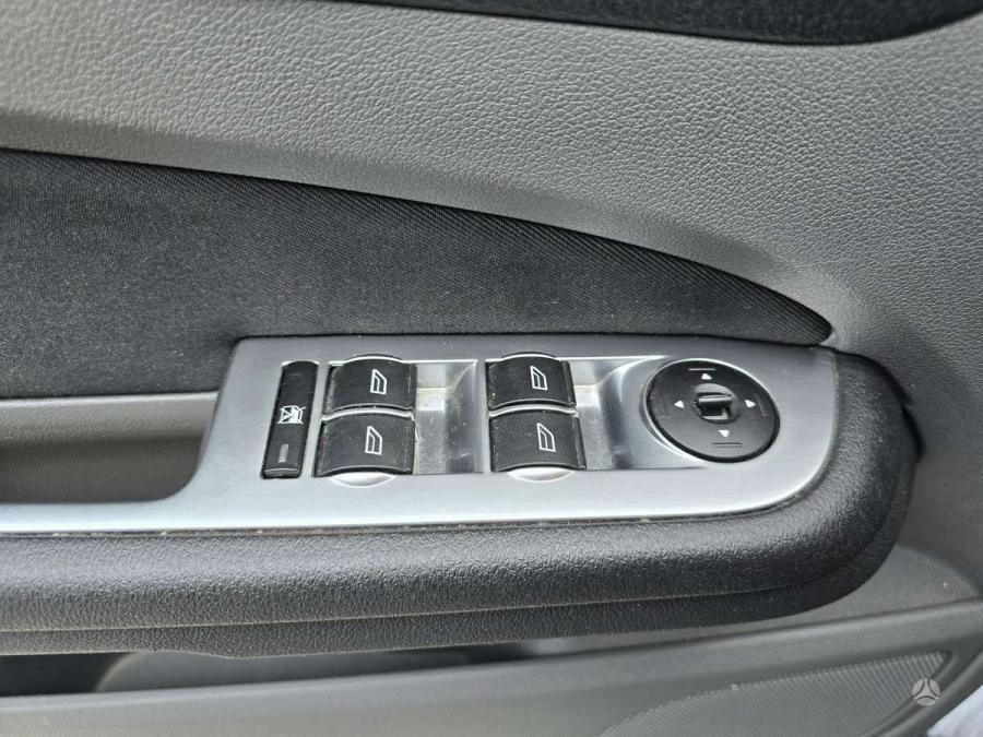 Pelēks Ford Focus 2010 Šauļi, ar dzinēja tilpumu 1.60 L un nobraukumu 350 tūkst. km par 1250 €, foto 15 vietnē AUTOMOTO.COM.LV