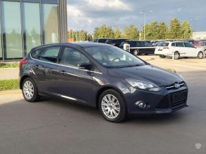 Grey Ford Focus 2010 in Siauliai, with an engine capacity of 1.60 L and mileage of 250 thousand km for 3650 €, photo 4 on AUTOMOTO.COM.LV