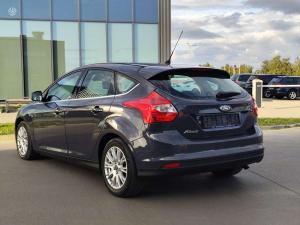 Grey Ford Focus 2010 in Siauliai, with an engine capacity of 1.60 L and mileage of 250 thousand km for 3650 €, photo 7 on AUTOMOTO.COM.LV