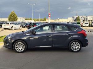 Grey Ford Focus 2010 in Siauliai, with an engine capacity of 1.60 L and mileage of 250 thousand km for 3650 €, photo 11 on AUTOMOTO.COM.LV