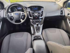 Grey Ford Focus 2010 in Siauliai, with an engine capacity of 1.60 L and mileage of 250 thousand km for 3650 €, photo 12 on AUTOMOTO.COM.LV