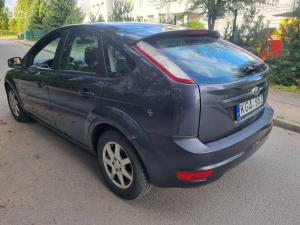 Grey Ford Focus 2010 in Kaunas, with an engine capacity of 1.60 L and mileage of 305 thousand km for 780 €, photo 4 on AUTOMOTO.COM.LV