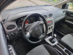 Grey Ford Focus 2010 in Kaunas, with an engine capacity of 1.60 L and mileage of 305 thousand km for 780 €, photo 6 on AUTOMOTO.COM.LV