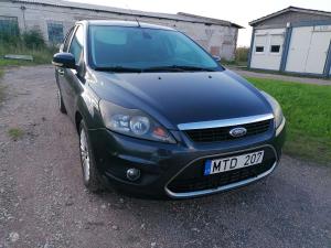 Grey Ford Focus 2010 in Kaunas, with an engine capacity of 2.00 L and mileage of 317 thousand km for 1950 €, photo  on AUTOMOTO.COM.LV