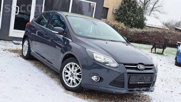 Grey Ford Focus 2011 in Jelgava, with an engine capacity of 1.60 L and mileage of 240 thousand km for 4990 €, photo 2 on AUTOMOTO.COM.LV