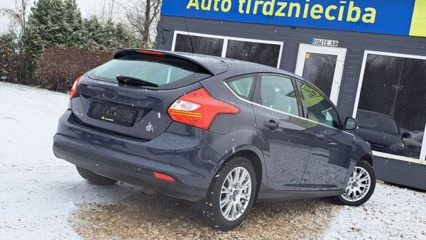 Grey Ford Focus 2011 in Jelgava, with an engine capacity of 1.60 L and mileage of 240 thousand km for 4990 €, photo 3 on AUTOMOTO.COM.LV