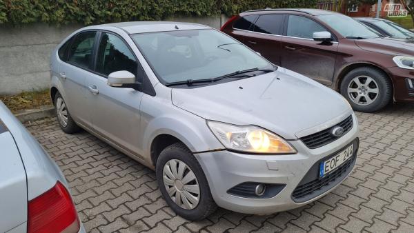 Grey Ford Focus 2011 in Alytus, with an engine capacity of 1.60 L and mileage of 243 thousand km for 1500 €, photo 1 on AUTOMOTO.COM.LV