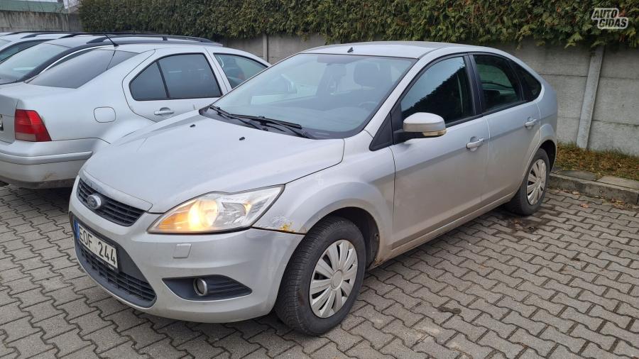 Pelēks Ford Focus 2011 Alīta, ar dzinēja tilpumu 1.60 L un nobraukumu 243 tūkst. km par 1500 €, foto 3 vietnē AUTOMOTO.COM.LV