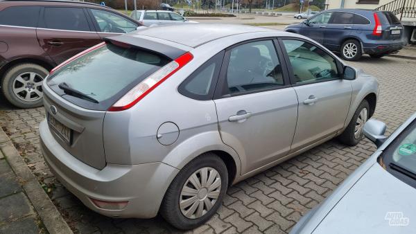 Grey Ford Focus 2011 in Alytus, with an engine capacity of 1.60 L and mileage of 243 thousand km for 1500 €, photo 4 on AUTOMOTO.COM.LV