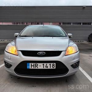 Grey Ford Focus 2011 in Riga, with an engine capacity of 1.60 L and mileage of 247 thousand km for 2290 €, photo  on AUTOMOTO.COM.LV
