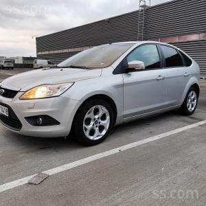 Pelēks Ford Focus 2011 Rīga, ar dzinēja tilpumu 1.60 L un nobraukumu 247 tūkst. km par 2290 €, foto 3 vietnē AUTOMOTO.COM.LV