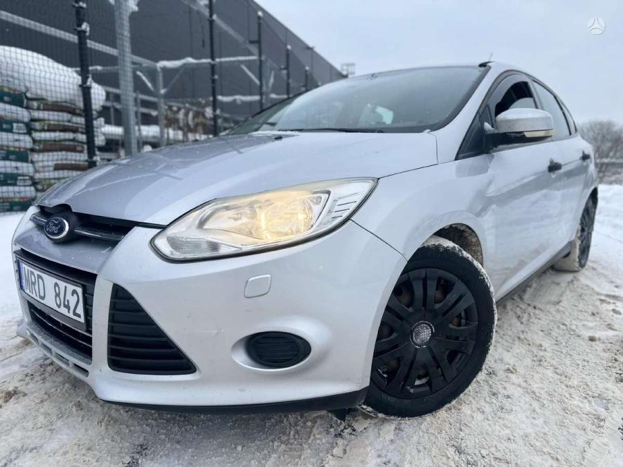 Grey Ford Focus 2011 in Vilnius, with an engine capacity of 0.00 L and mileage of 359 thousand km for 1700 €, photo 4 on AUTOMOTO.COM.LV