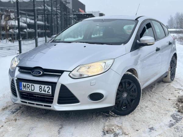 Grey Ford Focus 2011 in Vilnius, with an engine capacity of 0.00 L and mileage of 359 thousand km for 1700 €, photo 5 on AUTOMOTO.COM.LV