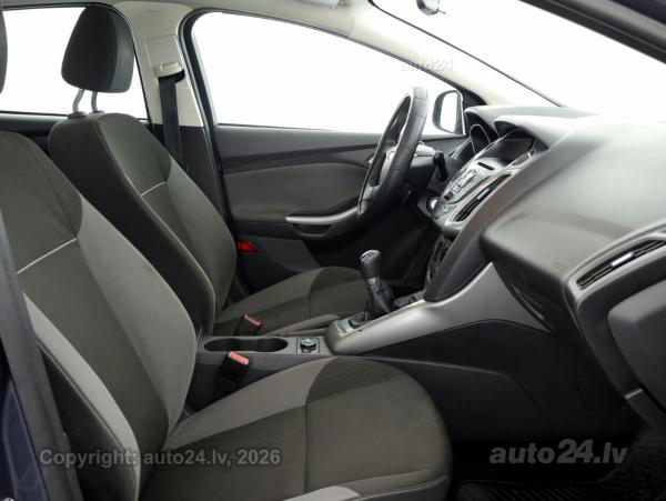 Pelēks Ford Focus 2011 Tallina, ar dzinēja tilpumu 1.60 L un nobraukumu 194 tūkst. km par 2499 €, foto 6 vietnē AUTOMOTO.COM.LV