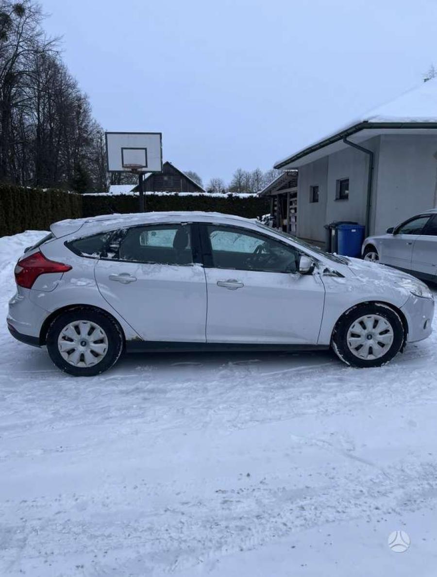 Grey Ford Focus 2011 in Alytus, with an engine capacity of 1.56 L and mileage of 312 thousand km for 1200 €, photo 7 on AUTOMOTO.COM.LV