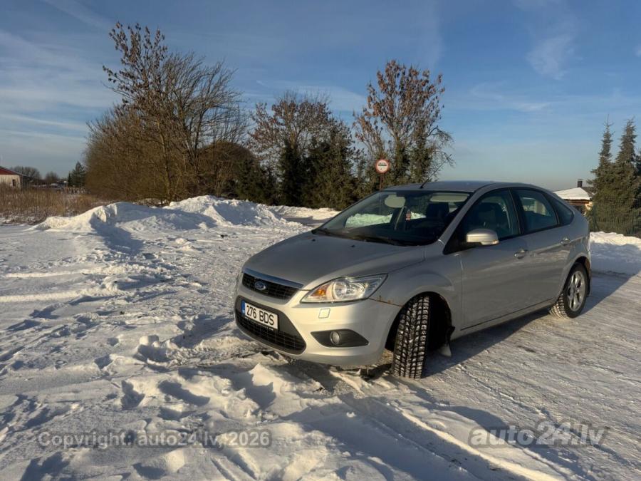 Pelēks Ford Focus 2011 Tallina, ar dzinēja tilpumu 1.60 L un nobraukumu 0 tūkst. km par 3500 €, foto 3 vietnē AUTOMOTO.COM.LV