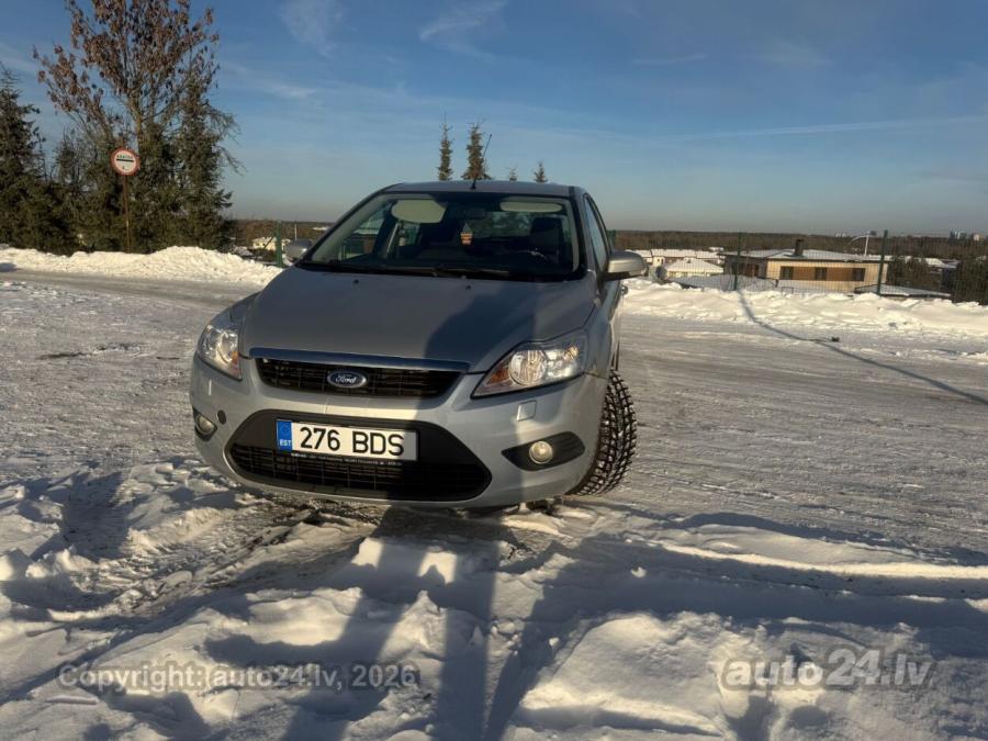 Pelēks Ford Focus 2011 Tallina, ar dzinēja tilpumu 1.60 L un nobraukumu 0 tūkst. km par 3500 €, foto 5 vietnē AUTOMOTO.COM.LV