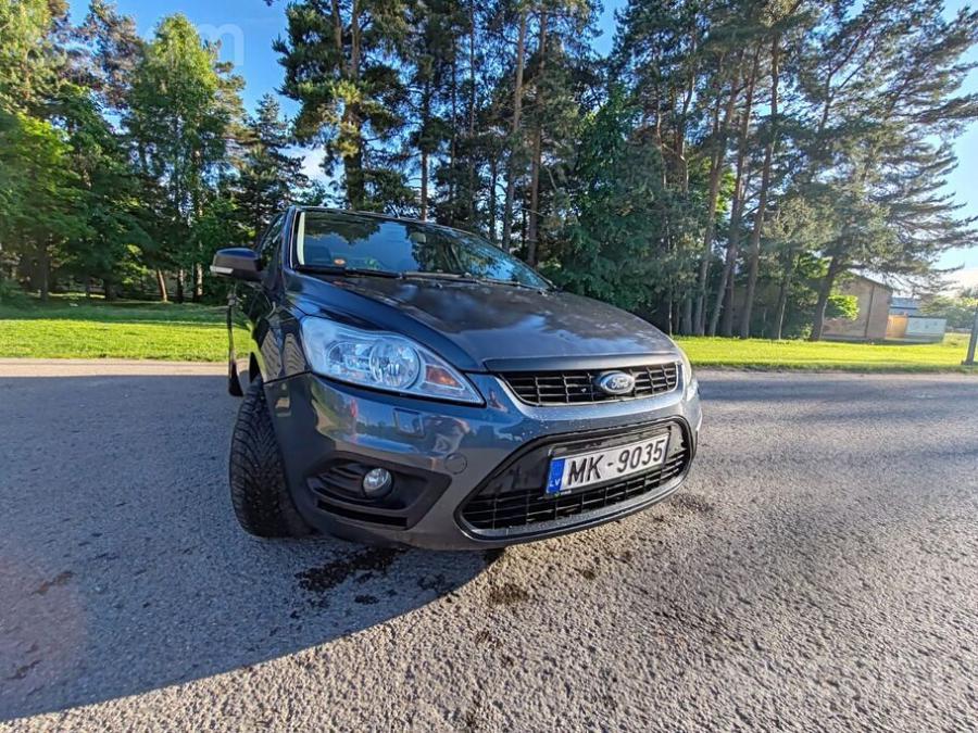 Grey Ford Focus 2011 in Jekabpils, with an engine capacity of 1.60 L and mileage of 349 thousand km for 2000 €, photo 3 on AUTOMOTO.COM.LV