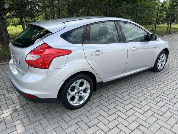 Grey Ford Focus 2011 in Taurage, with an engine capacity of 1.60 L and mileage of 264 thousand km for 2999 €, photo 6 on AUTOMOTO.COM.LV