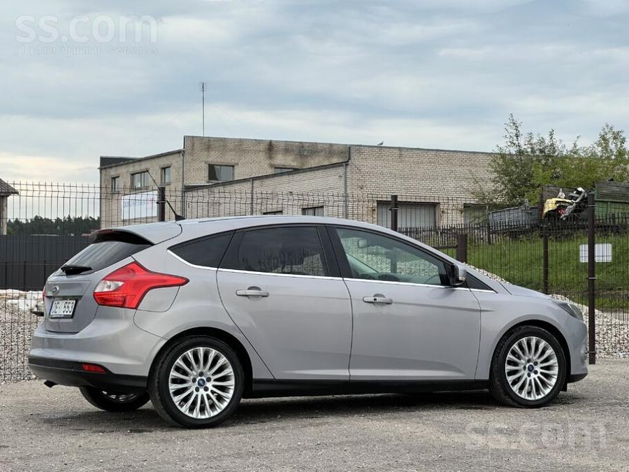 Pelēks Ford Focus 2011 Tukums, ar dzinēja tilpumu 1.60 L un nobraukumu 0 tūkst. km par 3790 €, foto 3 vietnē AUTOMOTO.COM.LV