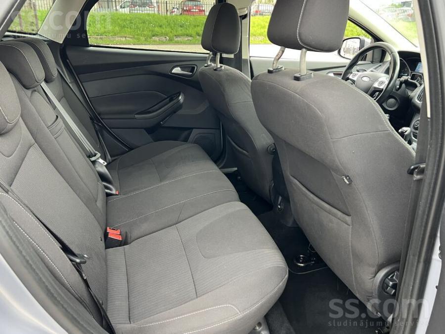 Pelēks Ford Focus 2011 Tukums, ar dzinēja tilpumu 1.60 L un nobraukumu 0 tūkst. km par 3790 €, foto 11 vietnē AUTOMOTO.COM.LV