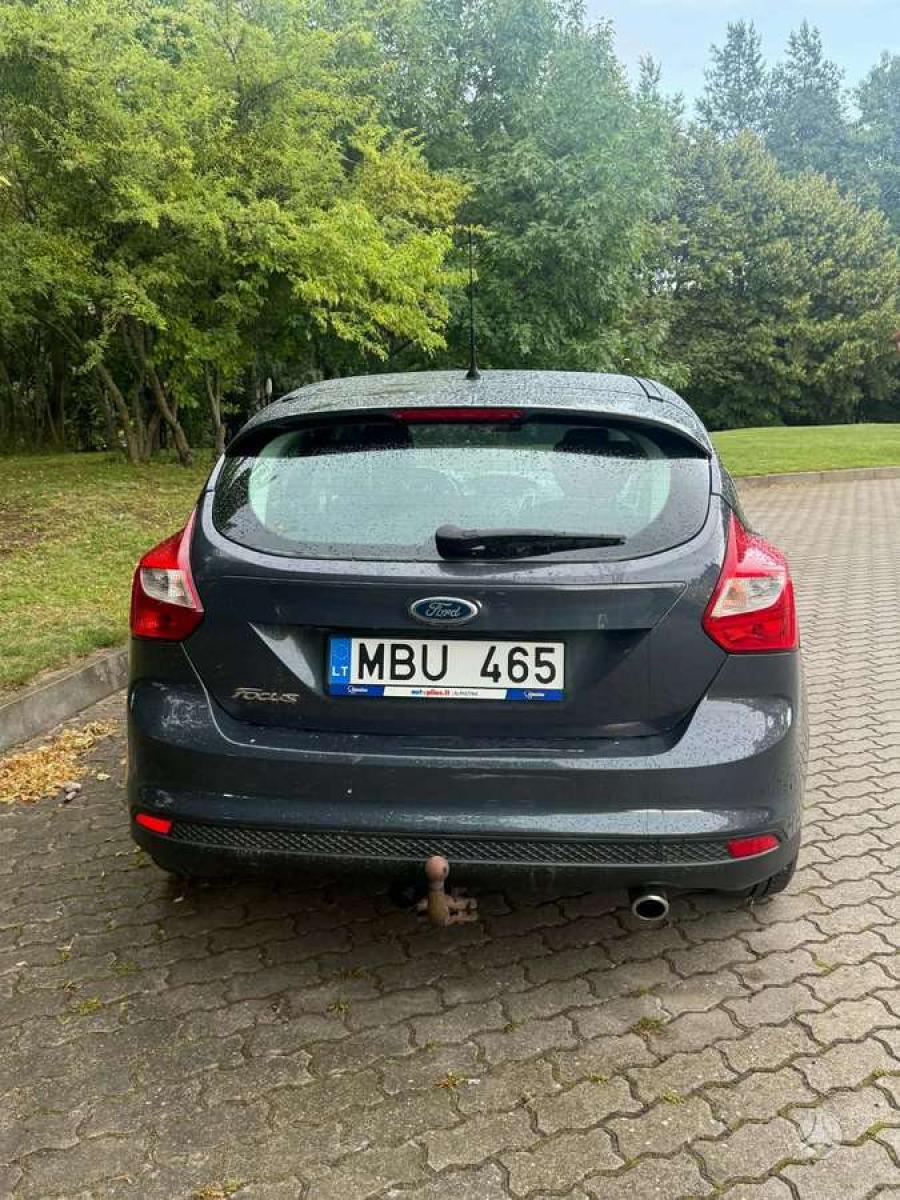 Grey Ford Focus 2011 in Kaunas, with an engine capacity of 0.00 L and mileage of 258 thousand km for 2300 €, photo 7 on AUTOMOTO.COM.LV