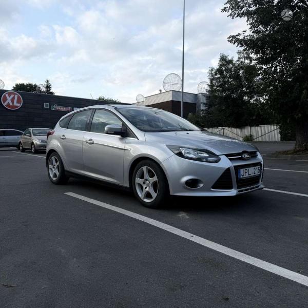 Pelēks Ford Focus 2011 Zarasai, ar dzinēja tilpumu 1.56 L un nobraukumu 275 tūkst. km par 3200 €, foto 1 vietnē AUTOMOTO.COM.LV