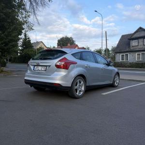 Pelēks Ford Focus 2011 Zarasai, ar dzinēja tilpumu 1.56 L un nobraukumu 275 tūkst. km par 3200 €, foto 5 vietnē AUTOMOTO.COM.LV
