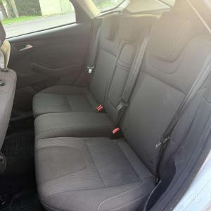 Pelēks Ford Focus 2011 Zarasai, ar dzinēja tilpumu 1.56 L un nobraukumu 275 tūkst. km par 3200 €, foto 11 vietnē AUTOMOTO.COM.LV