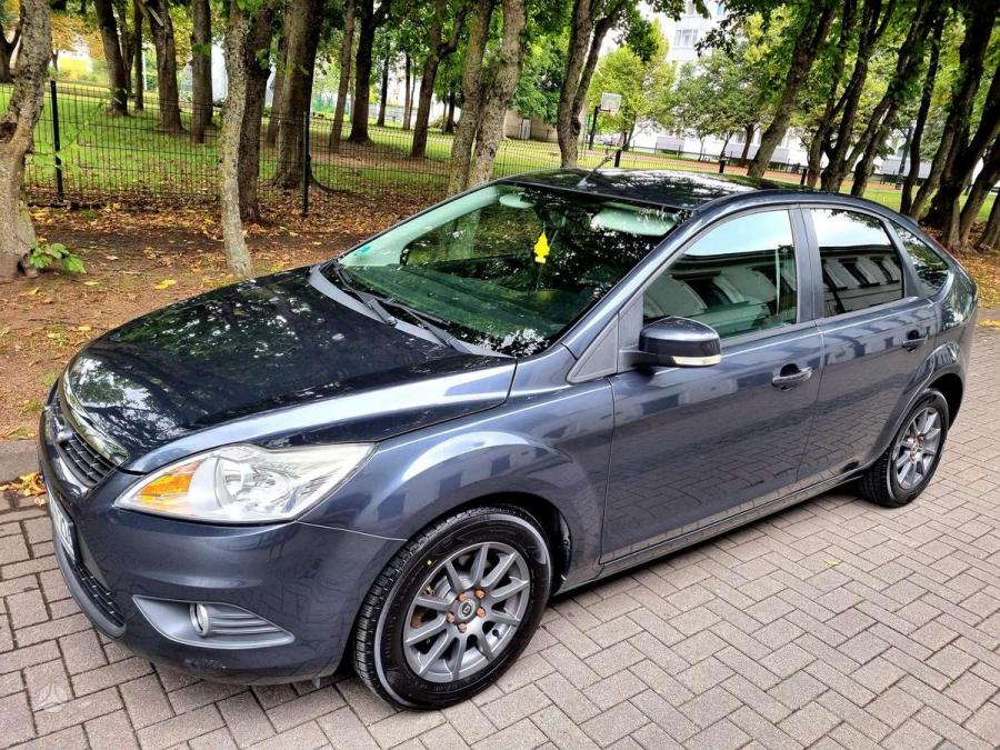 Grey Ford Focus 2011 in Jonava, with an engine capacity of 1.56 L and mileage of 288 thousand km for 2499 €, photo 13 on AUTOMOTO.COM.LV